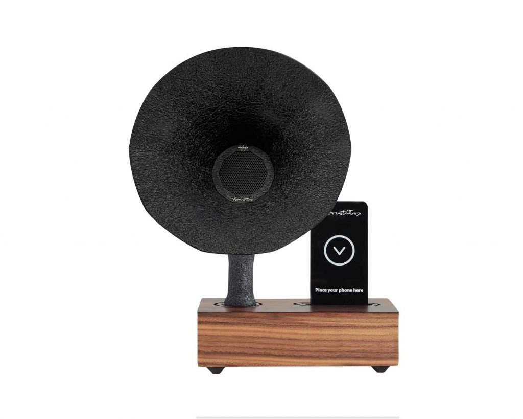 Acoustic Smartphone Amplifier – Special Edition - Walnut - Wooden Amsterdam