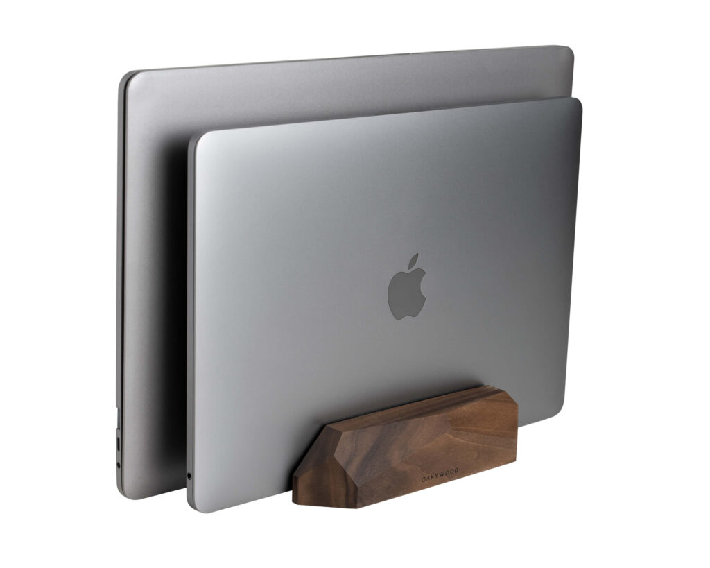 OAKYWOOD Dual Laptop Dock | Walnut | NEW at Wooden Amsterdam