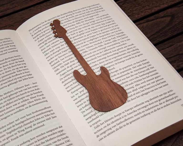 Bookmark Bass Guitar - Walnut - Wooden Amsterdam