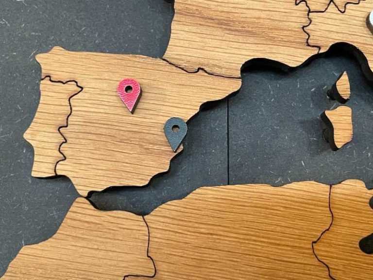 World Map Pinpoints - Wooden Amsterdam